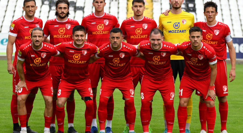 ФК РАДНИЧКИ 1923